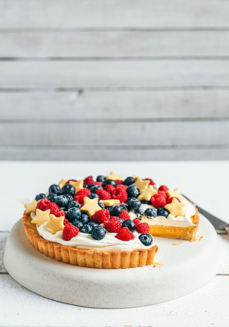 christmas white chocolate & berry tart – Stuck in the kitchen