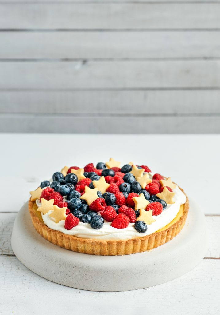 christmas white chocolate & berry tart – Stuck in the kitchen